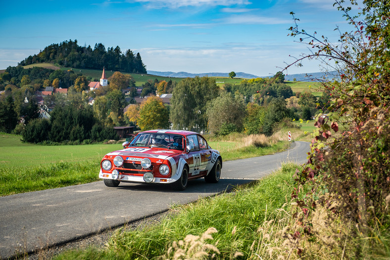Skoda 200 RS z 1974 r. i Skoda Fabia RS Rally2 z 2022 r. Tak jeździ się ...
