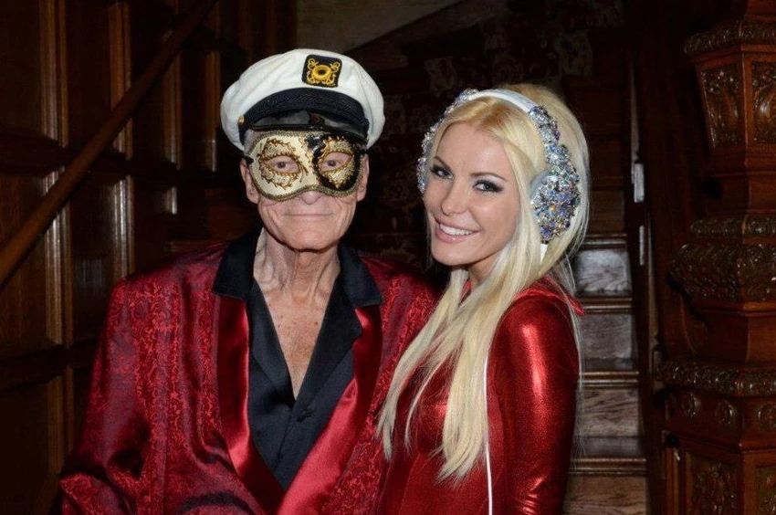 On zna za šta živi! Kako je Hju Hefner proslavio rođendan? - Blic