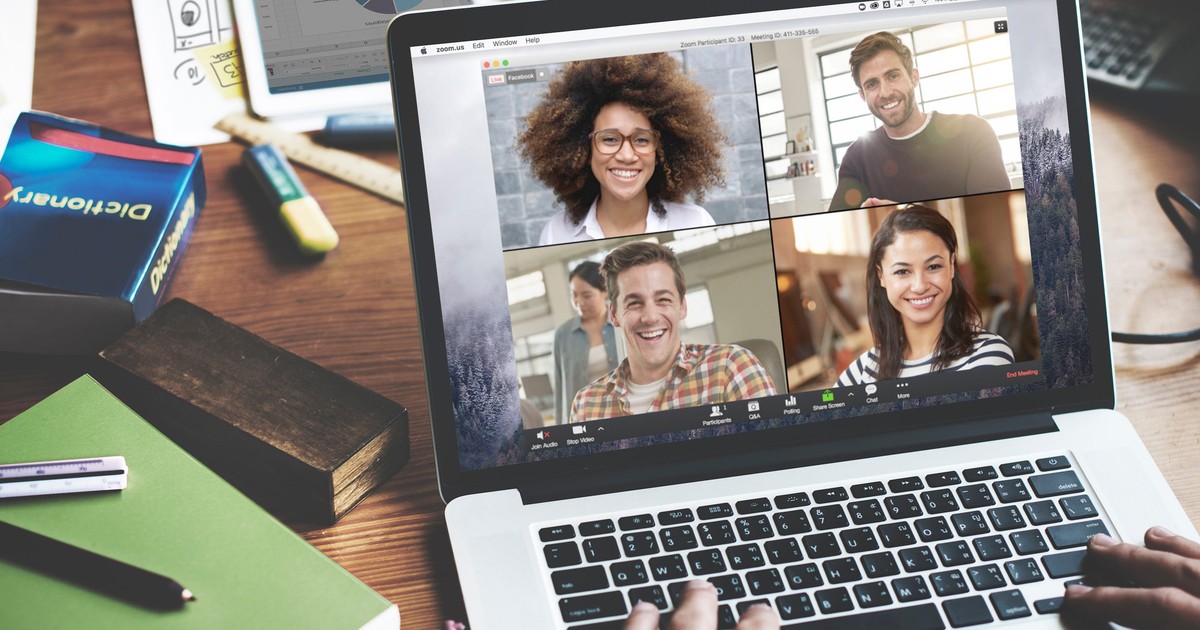 How to mute yourself and others on Zoom using the desktop or mobile app ...