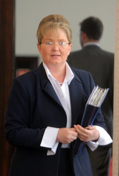 Anna Kalata w czarno-białej sukience wygląda świetnie - Kobieta