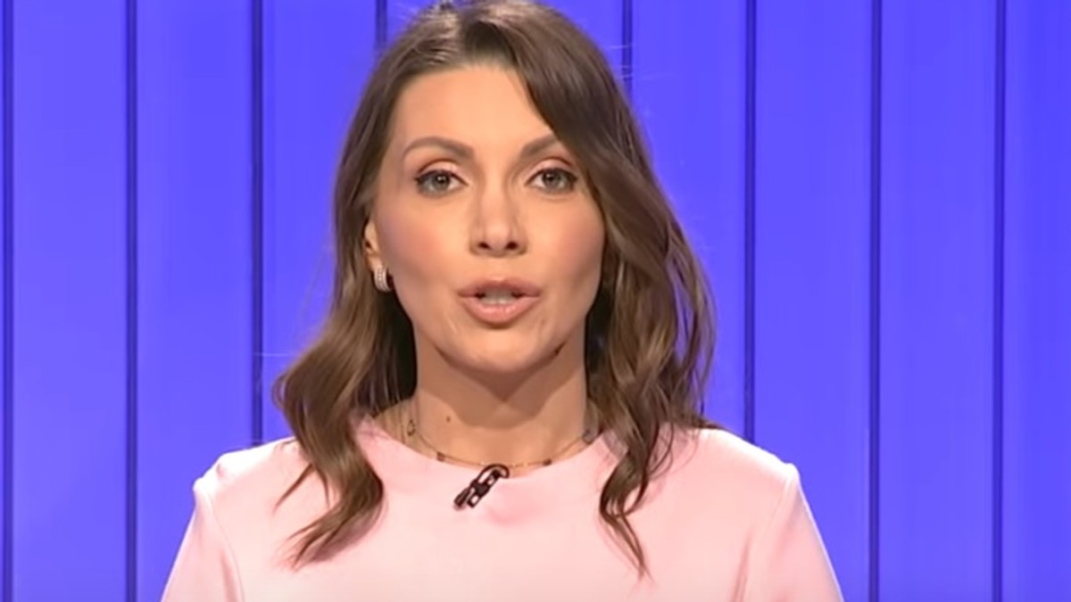 Voditeljka "Slagalice" pokazala brutalno zgodno telo, Instagram eksplodirao - Blic