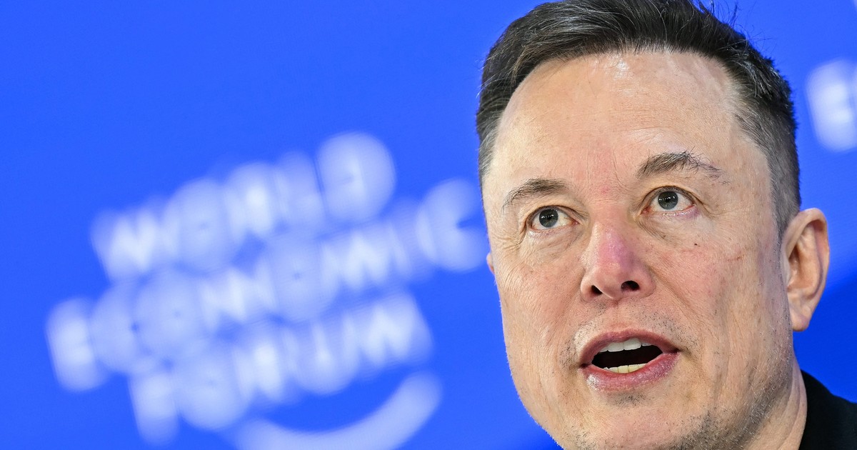 Elon Musk says government checks are the 'best way' to deal with AI job ...