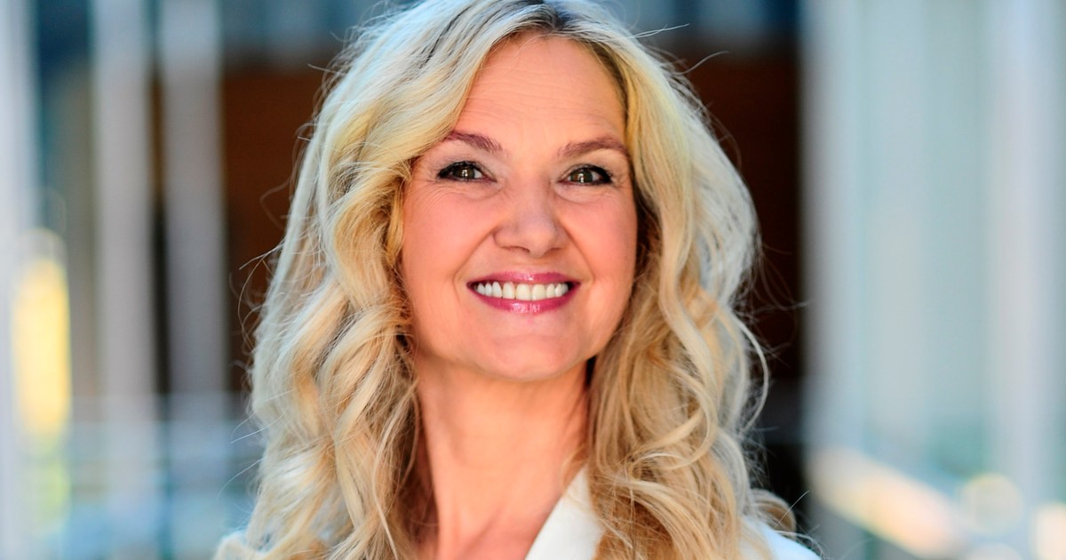 Anna Kalata w czarno-białej sukience wygląda świetnie - Kobieta