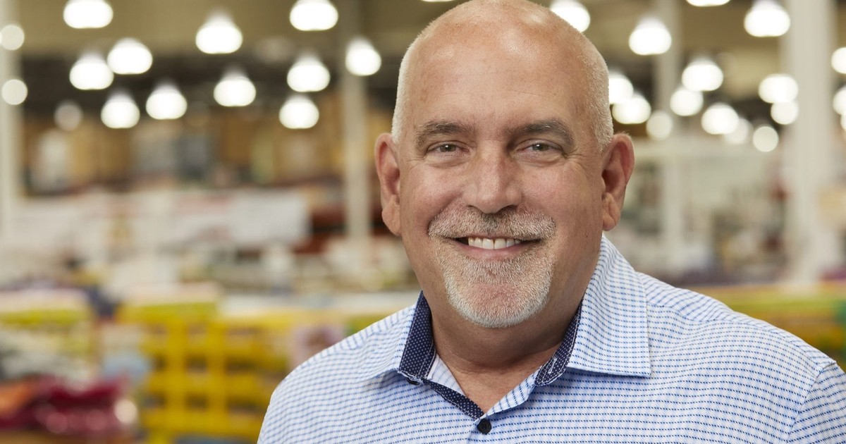 Costco's Ron Vachris went from driving the retailer's forklifts to ...