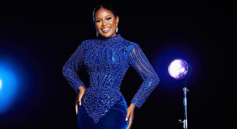 Berla Mundi unveils heartwarming "How We Met" tale at wedding ceremony ...