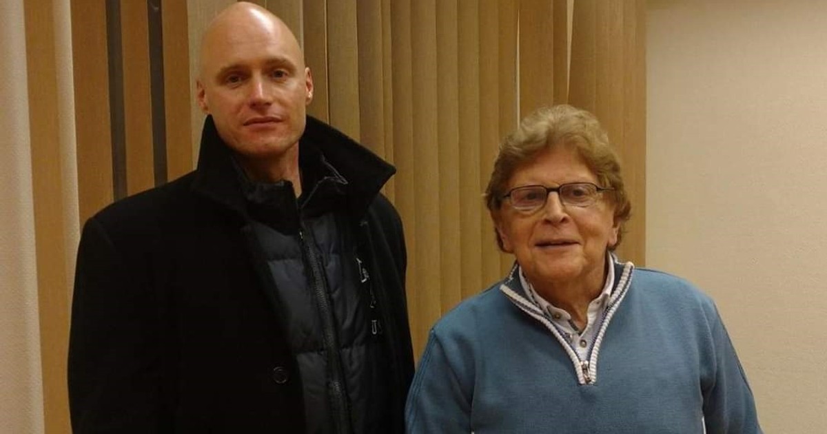 Kompozytor Krzysztof Cwynar przeszedł operację płuca. Jak się czuje?