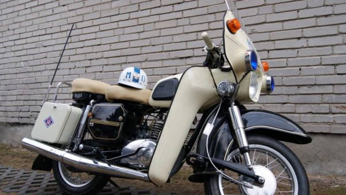 MZ ES 250/2 Trophy - milicyjne trofeum