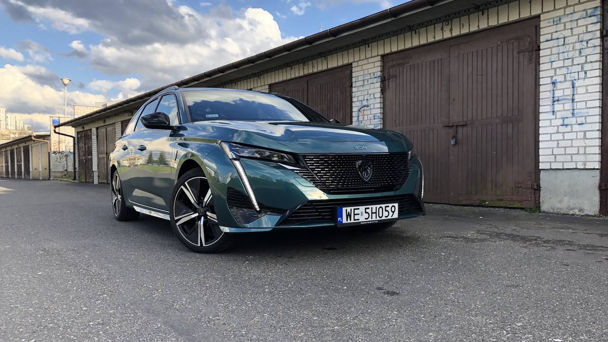 Peugeot 308 SW 1.2 PureTech 130 KM. Test. Praktyczne kombi z odrobiną ...