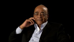Zimbabwe’s richest man plans to build five new AI factories across ...