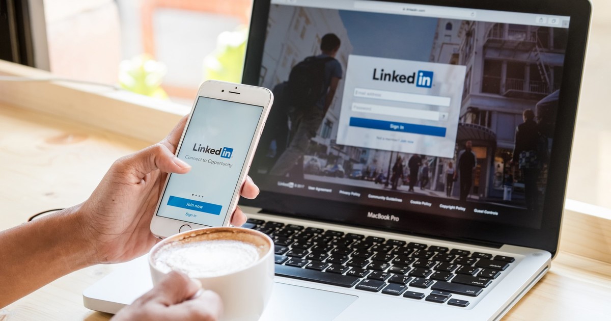 'How much is LinkedIn Premium?': A cost breakdown of all 4 of LinkedIn ...