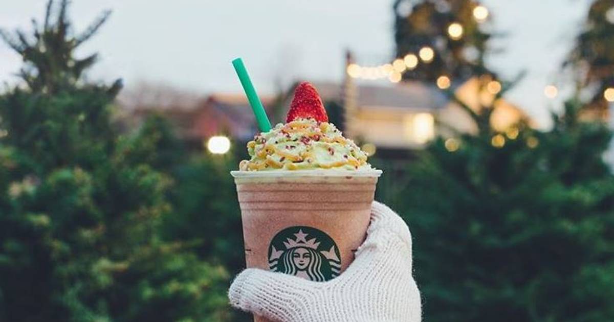 Christmas Tree Frappuccino - świąteczna kawa od Starbucksa - Noizz