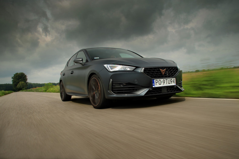Cupra Leon 300 DSG – hot w szerokim spektrum – TEST