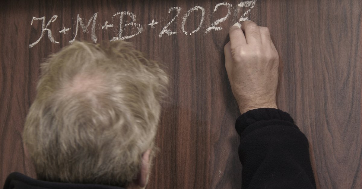 K+M+B czy C+M+B? Jak oznaczyć drzwi na święto Trzech Króli - Informacje