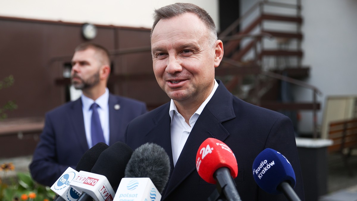 Andrzej Duda zrobił to zaraz po wyborach. "Wizyta ma charakter ...