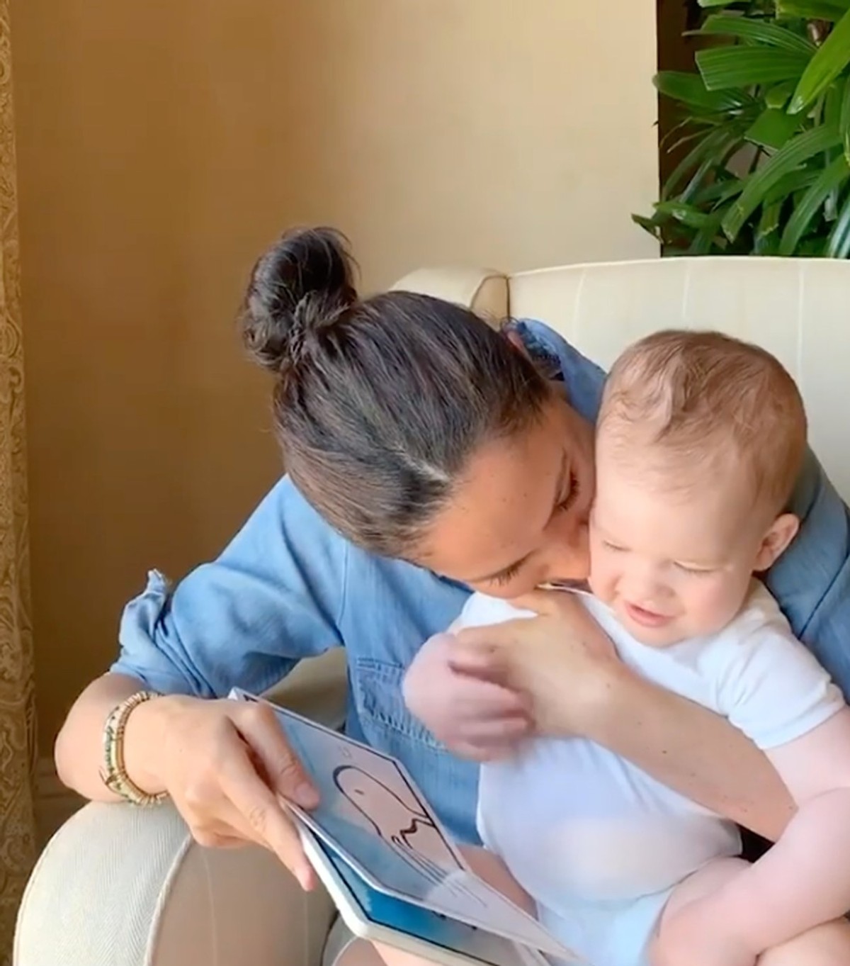 SVI DETALJI Tek sada se zna kako su Megan i Hari proslavili PRVI ...