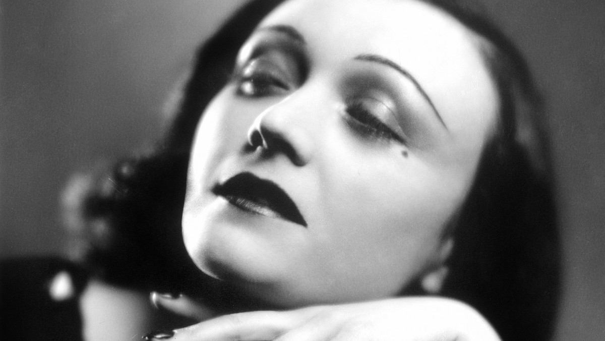 Pola Negri. Legenda Hollywood. Zaręczyny z Chaplinem - Film