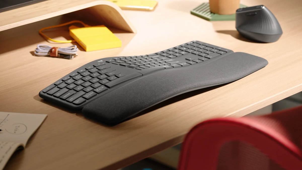 Logitech prezentuje ERGO K860 - ergonomiczną klawiaturę z Ergo Lab