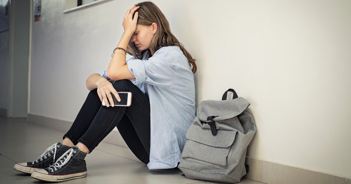 Kiedy traci się status studenta? Jak go potwierdzić? Legitymacja to nie ...