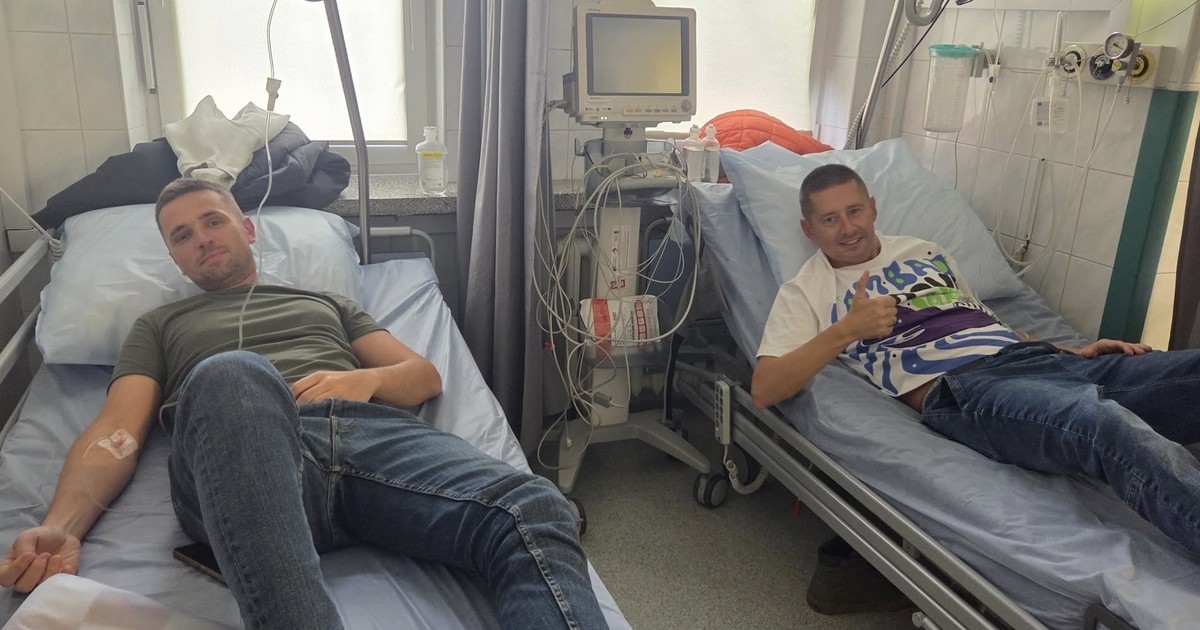 Jakub i Dawid pokazali zdjęcie ze szpitala. "Rocznicy tak nie planowaliśmy"