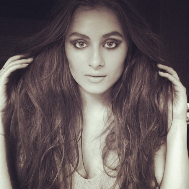 Jaś Fasola do pięknych nie należy. Za to jego córka Lily Atkinson… - Film