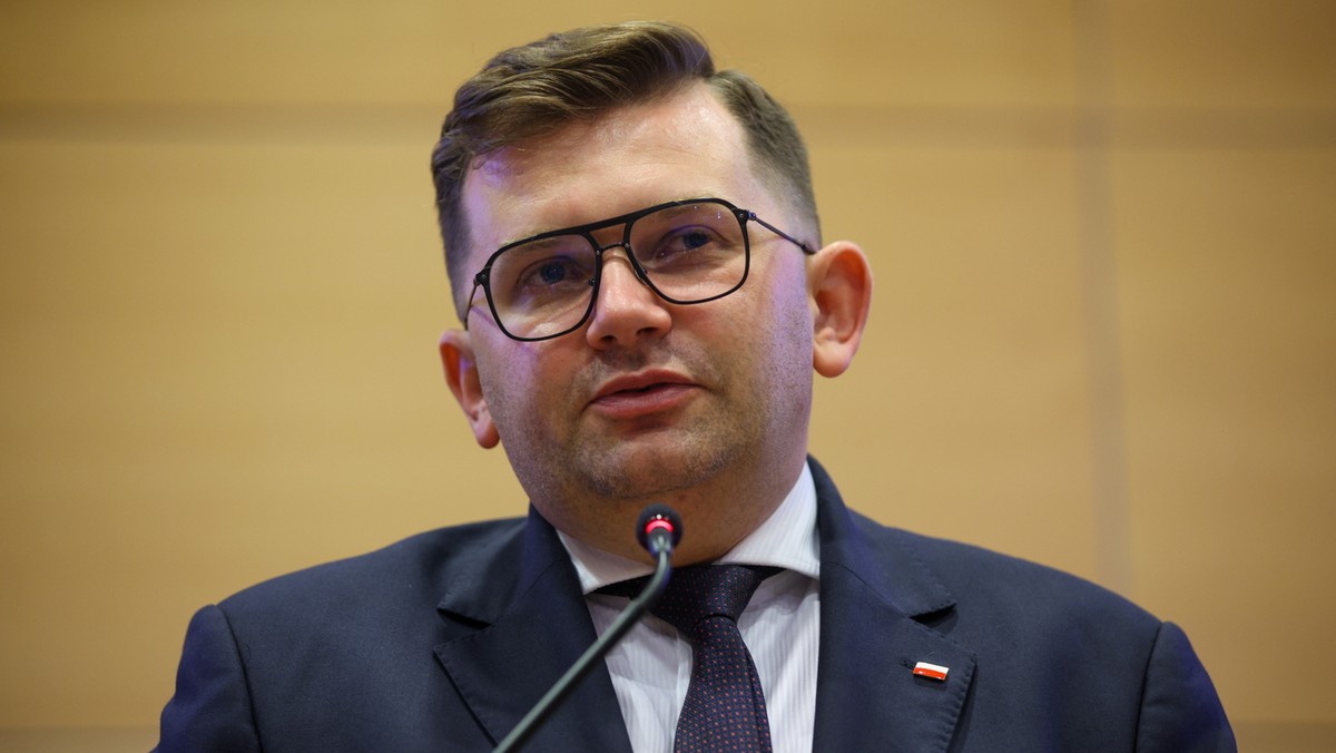 Fala komentarzy po głosowaniach w sejmiku małopolskim. " Frakcje, wojny ...