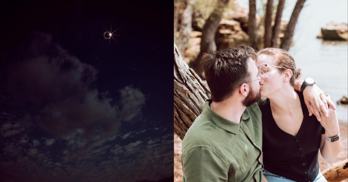 A photographer captured a proposal right as the eclipse reached ...
