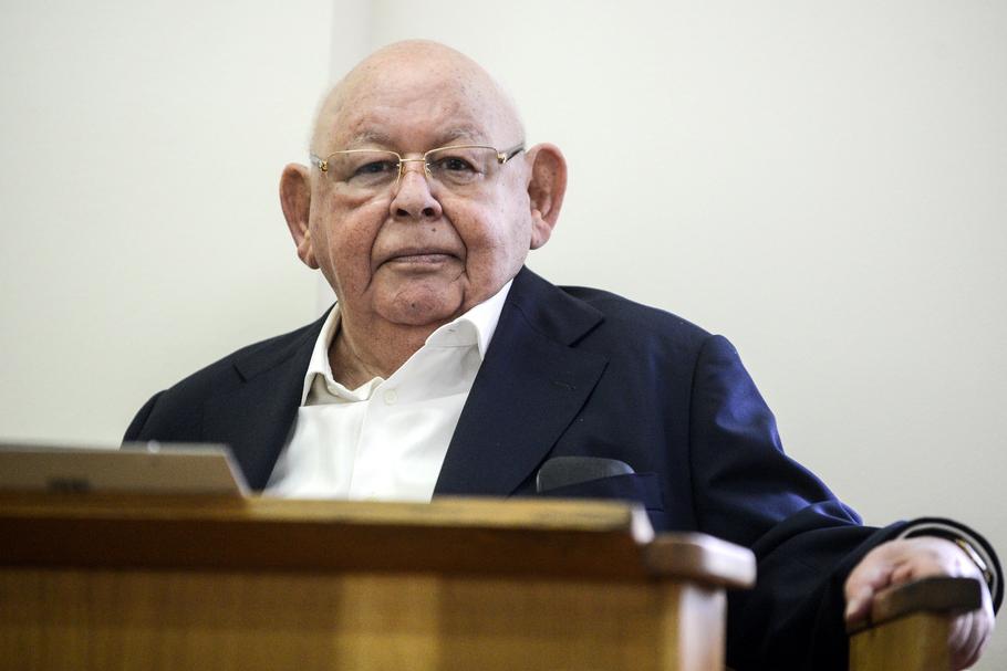 Jerzy Urban ma zapłacić 120 tys. zł grzywny za obrazę uczuć religijnych ...