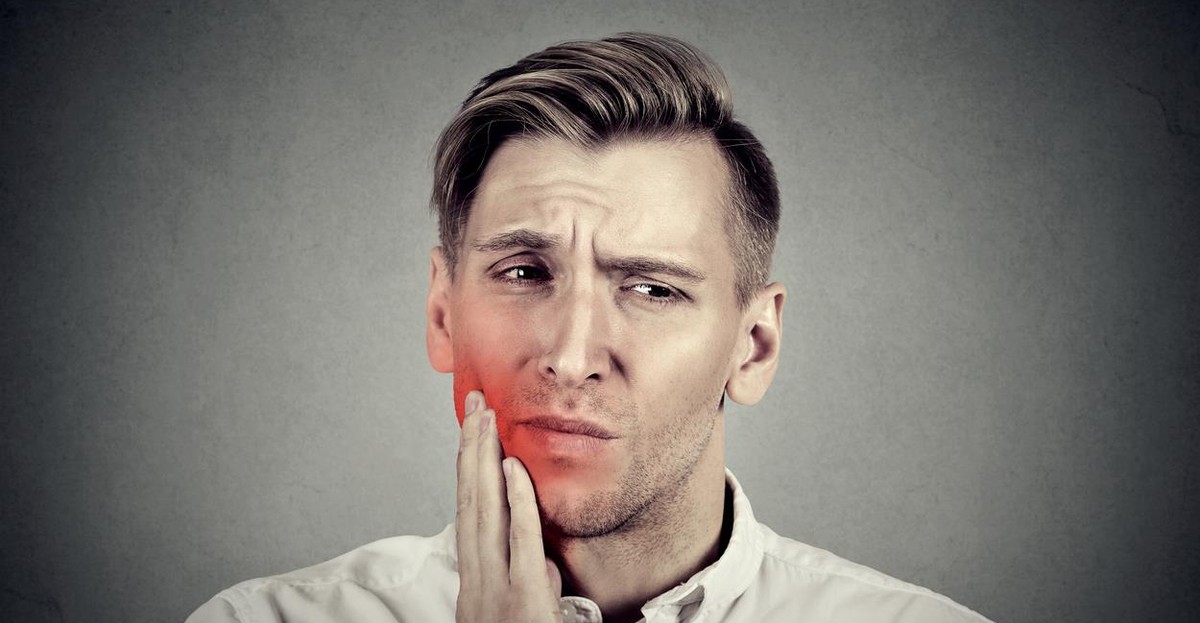 Suchy zębodół - przyczyny, objawy, leczenie. Jak uniknąć suchego zębodołu?