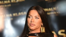 Aleksandra Prijović uslikana na plaži u tangama: Boli koliko je zgodna - Blic