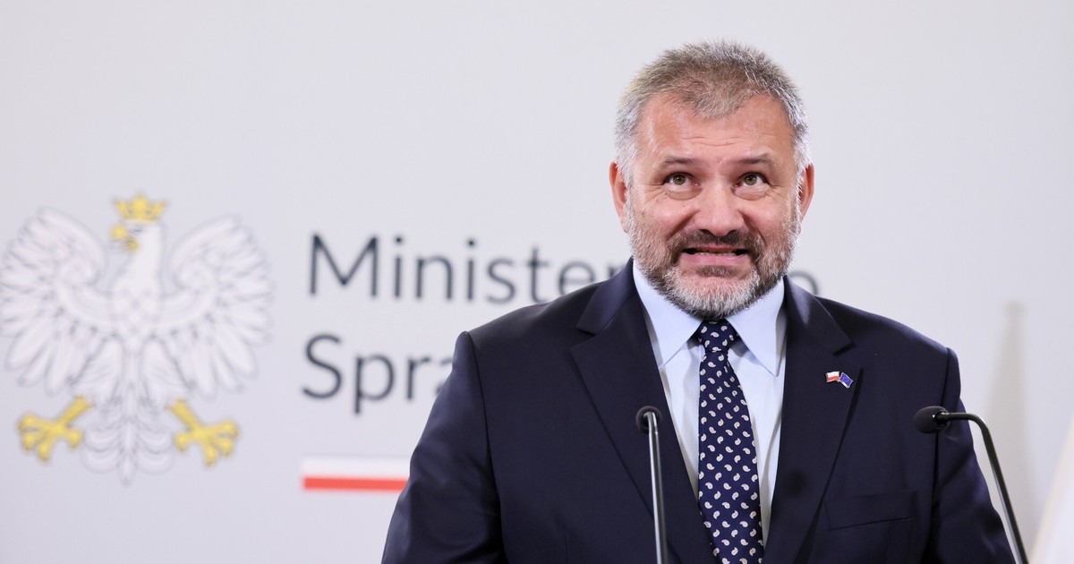 Waldemar Żurek o "pseudoreformach" Zbigniewa Ziobry. "Wyrzucić do kosza ...