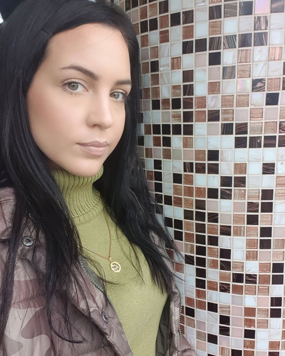 Mimi Mercedez ISPROZIVALA Aleksandru Radović na mrtvo ime!