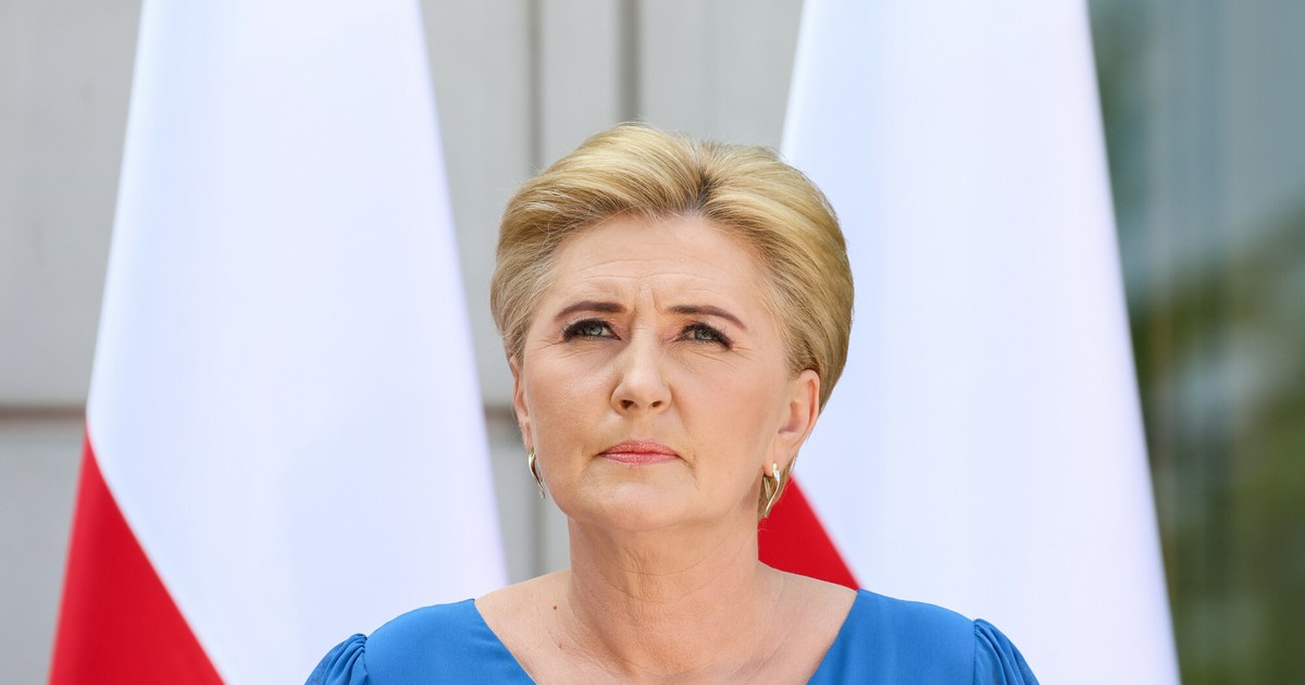 Agata Duda już tak nie wygląda. Żona Andrzeja Dudy zaskoczyła nową fryzurą - Uroda
