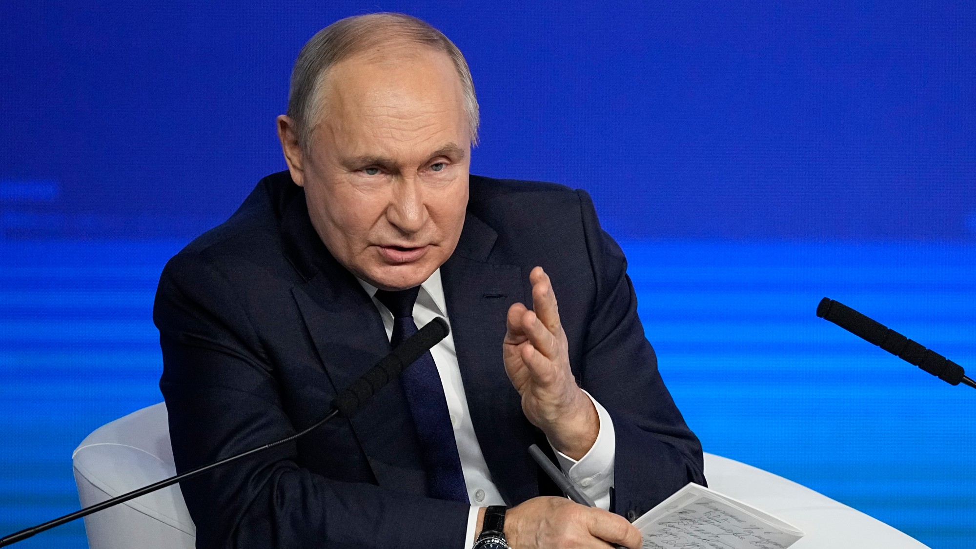 Zvláštna výzva Putina: Prečo apeluje na Rusov, aby mali viac detí? | Koktejl.sk