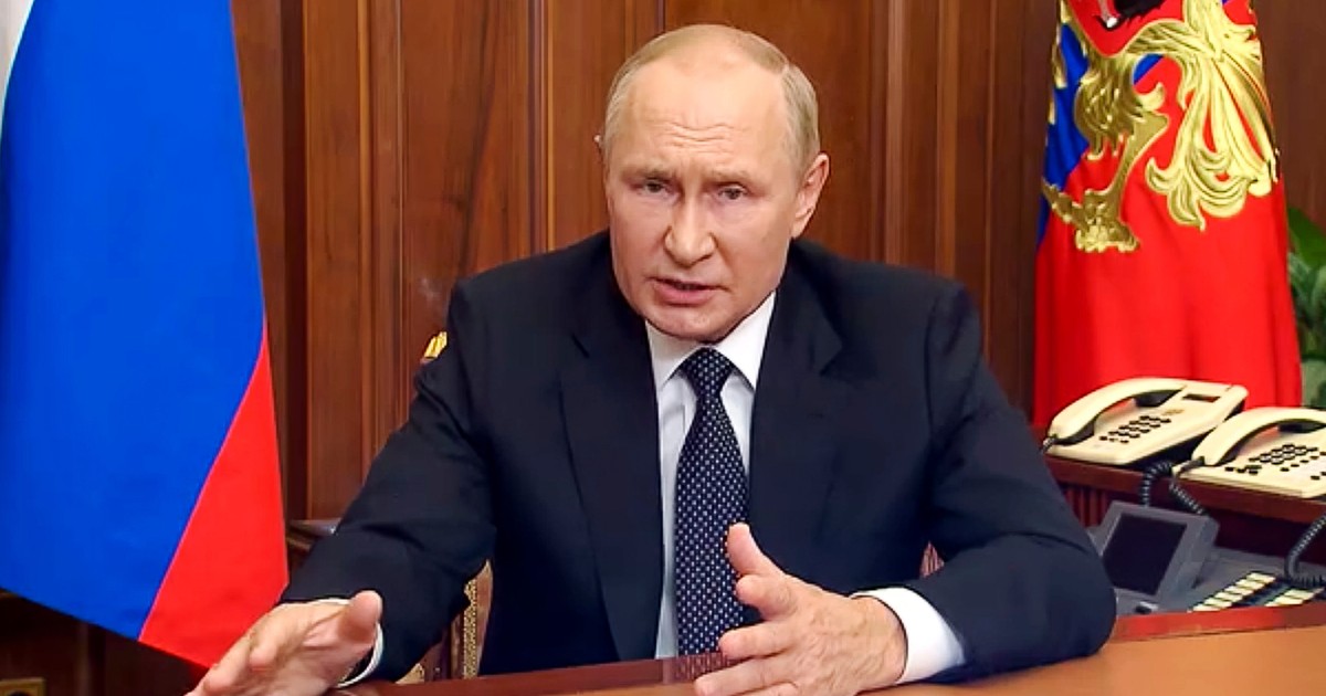 Ex-Russian diplomat warns Putin is willing to sacrifice 20 million ...