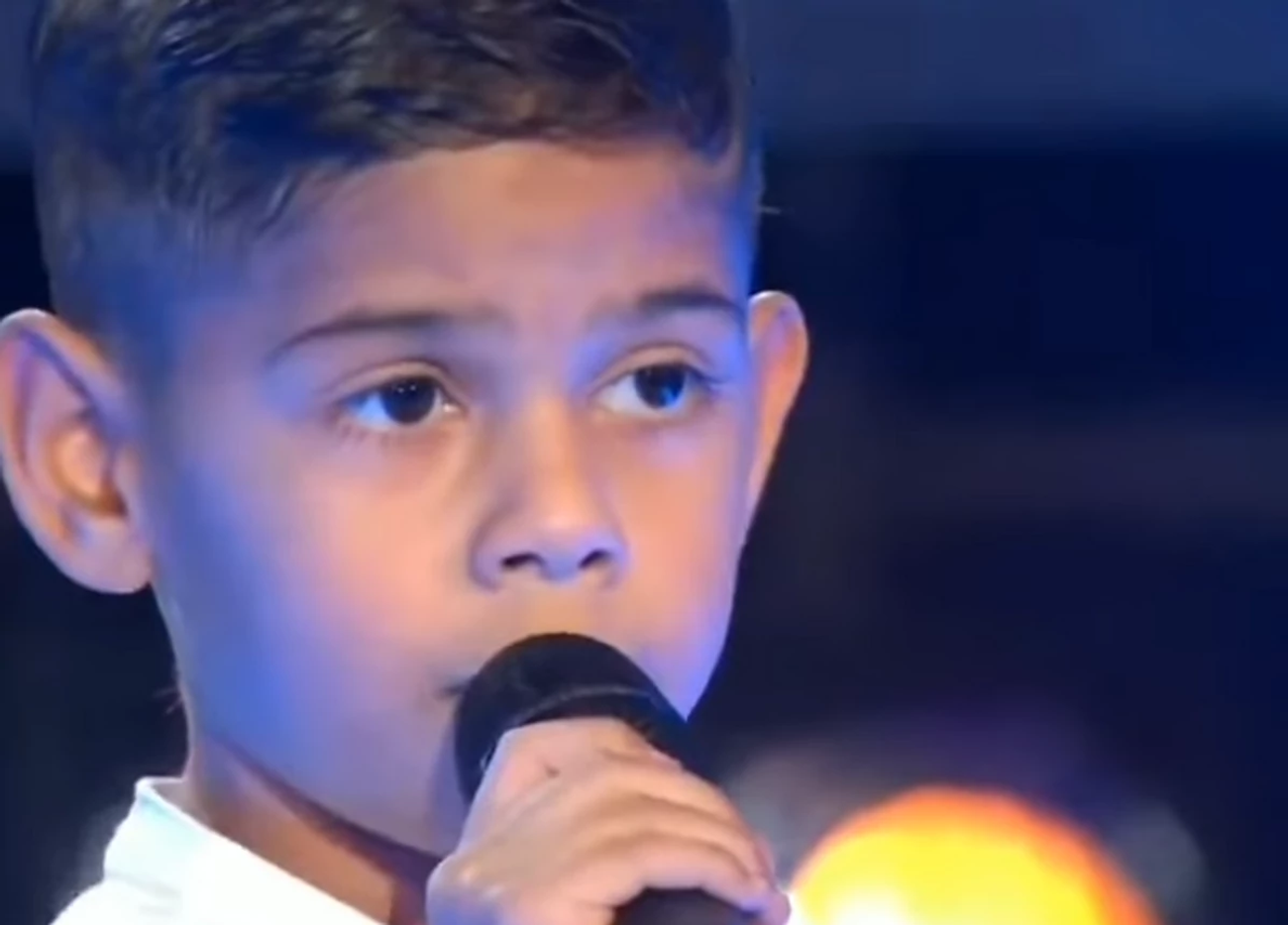 Ovako danas izgleda mali Ljuba iz "Pinkovih zvezdica": Potpuno se promenio, sad nosi opasnu ...