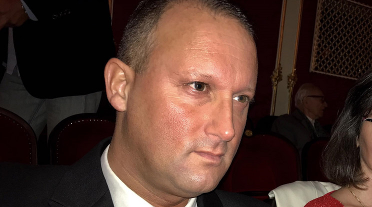 Nagy Alekosz Rudolf Péter, Bajor Imre és Hofi segítségével szerepelhet ...