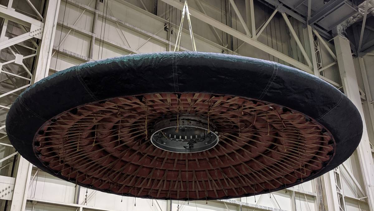 NASA chce wynieść na orbitę... spodek UFO. Pomoże podczas lądowania na ...