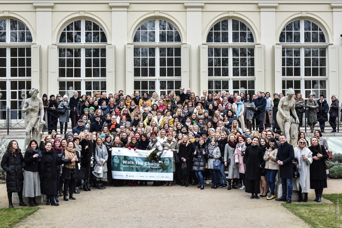 Global Mentoring Walk 2020 Inspirujący Spacer W Dniu Kobiet