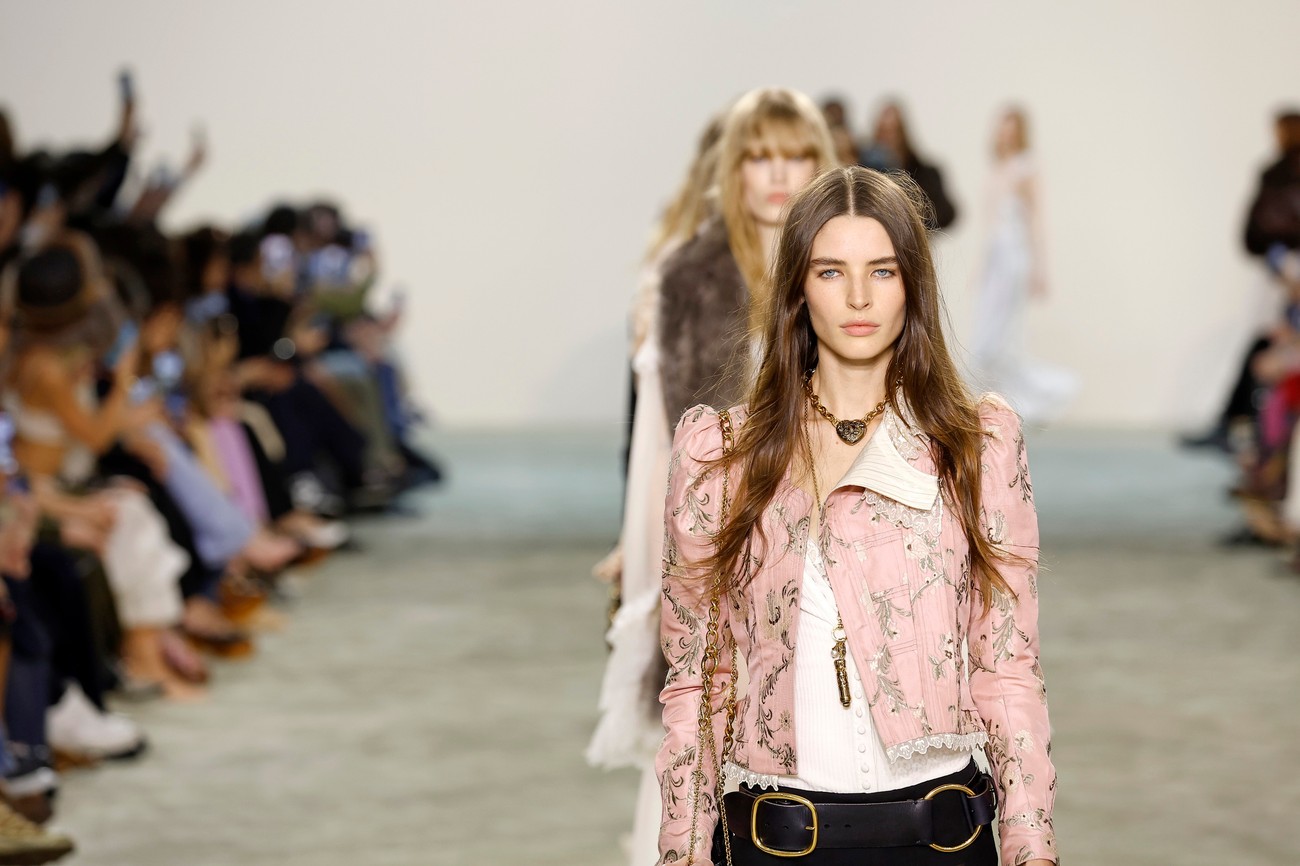 Prvi red na Chloe reviji dokaz je da se boho stil vraća