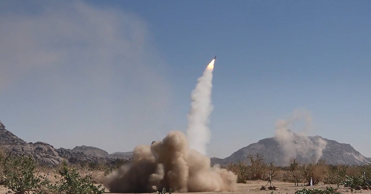 Huti zapowiadają kolejne ataki na amerykańskie statki - Wiadomości