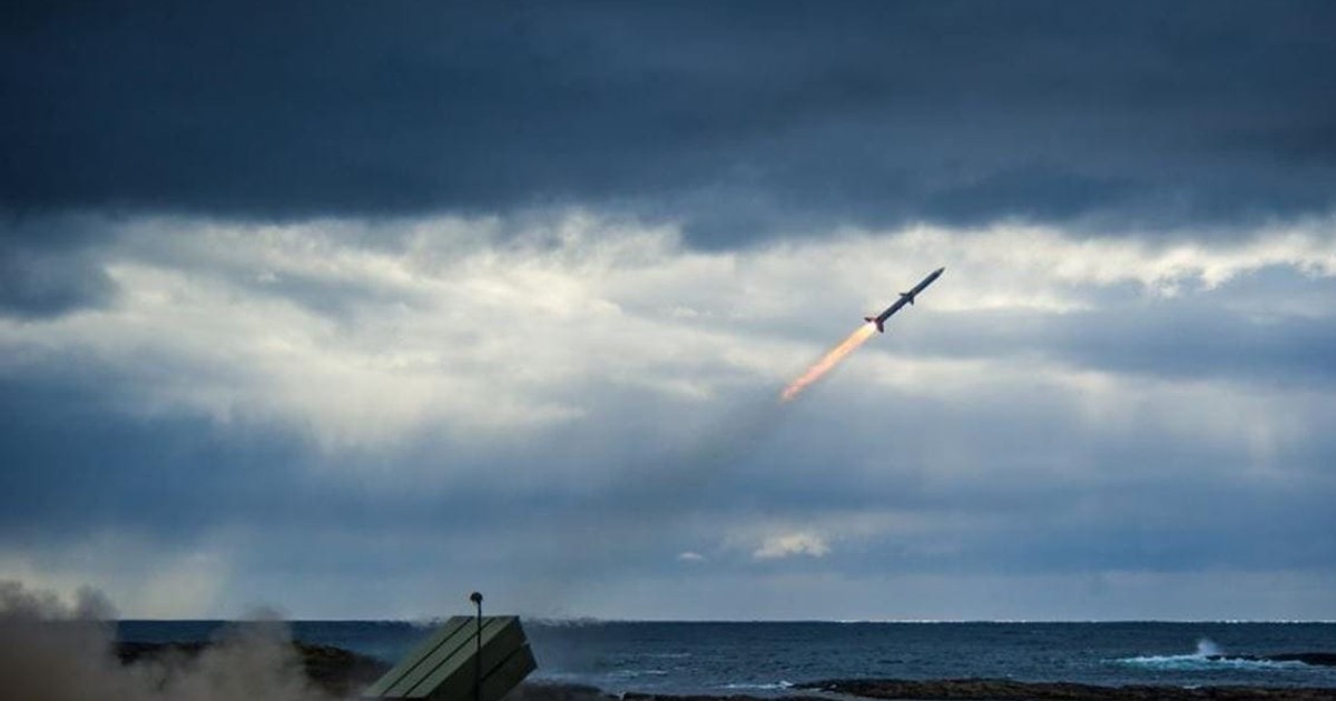 Russian balloons are drifting over Kyiv, likely to fake out its air ...