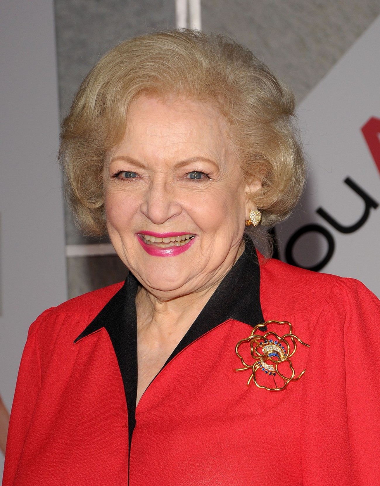 PREMINULA BETI VAJT Legendarna glumica umrla u 99. godini - Blic