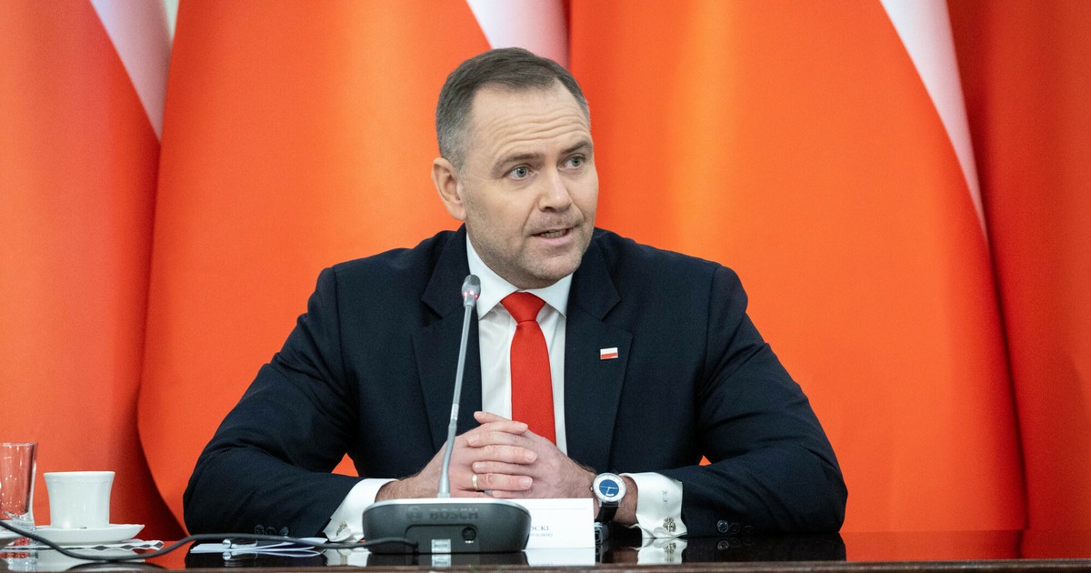 Najnowszy sondaż w sprawie weta prezydenta. Polacy oceniają decyzję Karola Nawrockiego