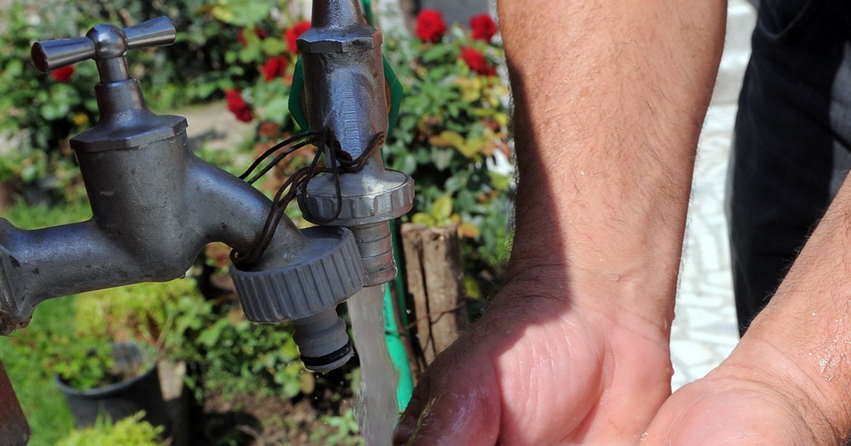 SUVE SLAVINE Ceo dan bez vode delovi Starog grada i Voždovca - Blic