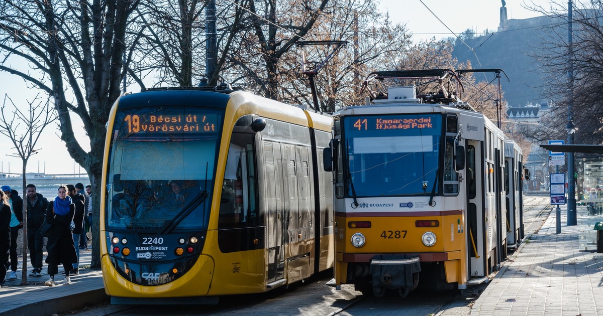 Baleset miatt nem jár a 19-es és a 49-es villamos egy szakaszon Budapesten - Blikk