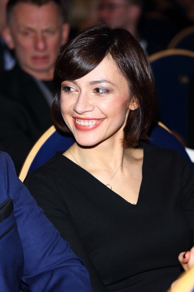 Jarosław Boberek z partnerką podczas 70-lecia powstania Teatru Syrena ...
