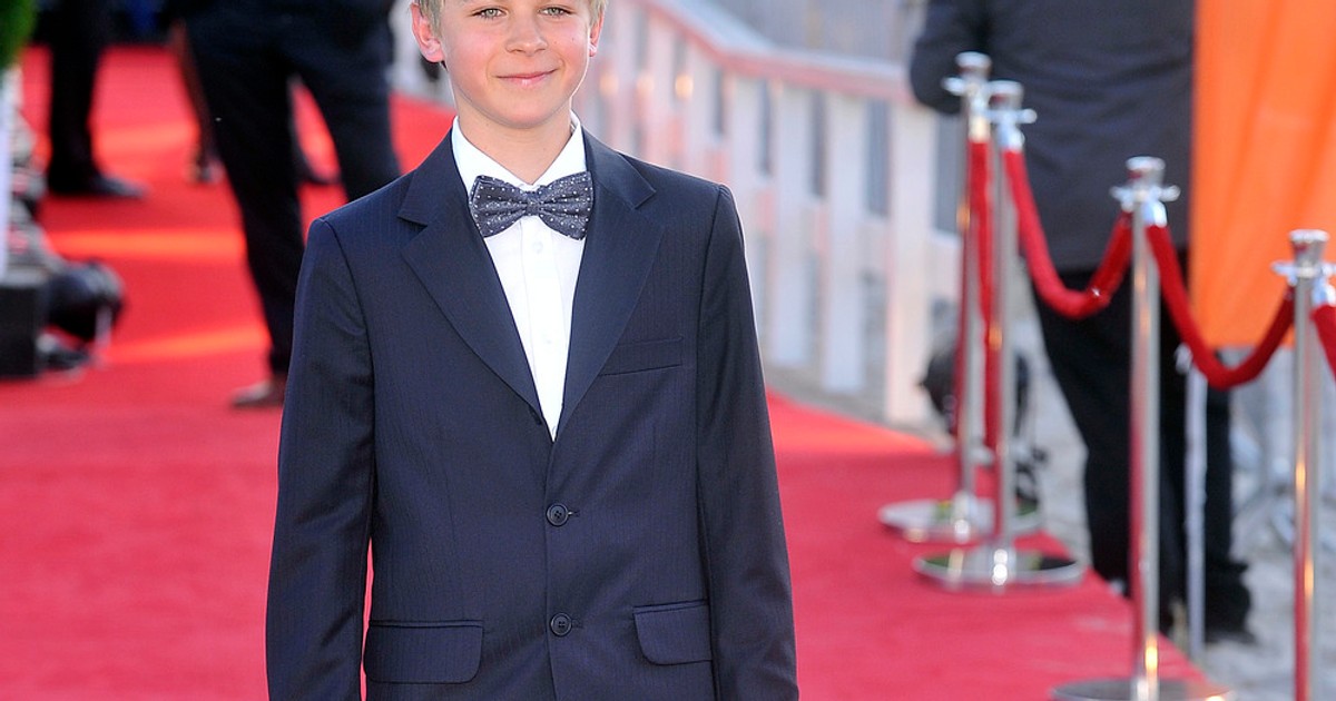 Marcin Walewski w "Closer to the Moon" u boku Very Farmigi - Film