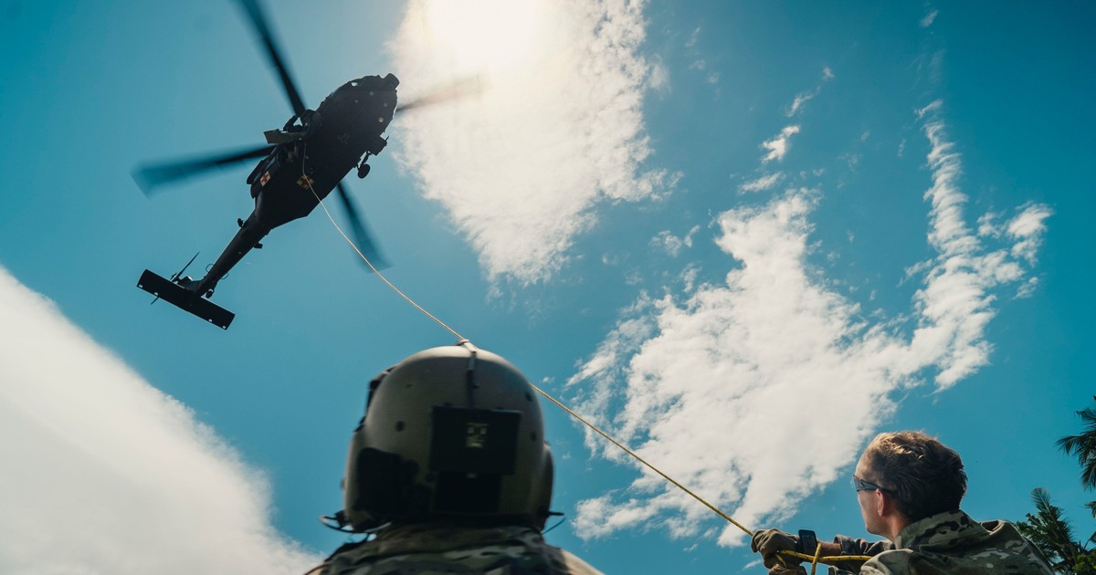 Cheap drone swarms for helicopter fights — This is just one of the ways ...