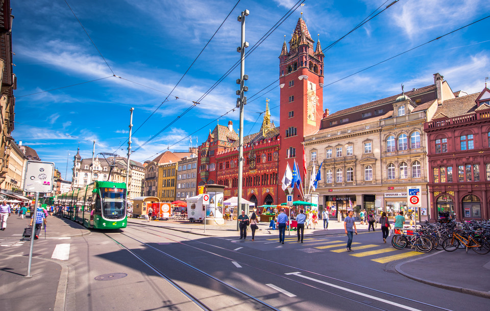 Bazylea - atrakcje turystyczne miasta, przewodnik, co zobaczyć - Podróże