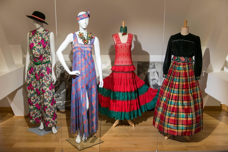 Moda w PRL. Jak ubierały się nasze mamy i babcie - Styl Życia - Newsweek.pl